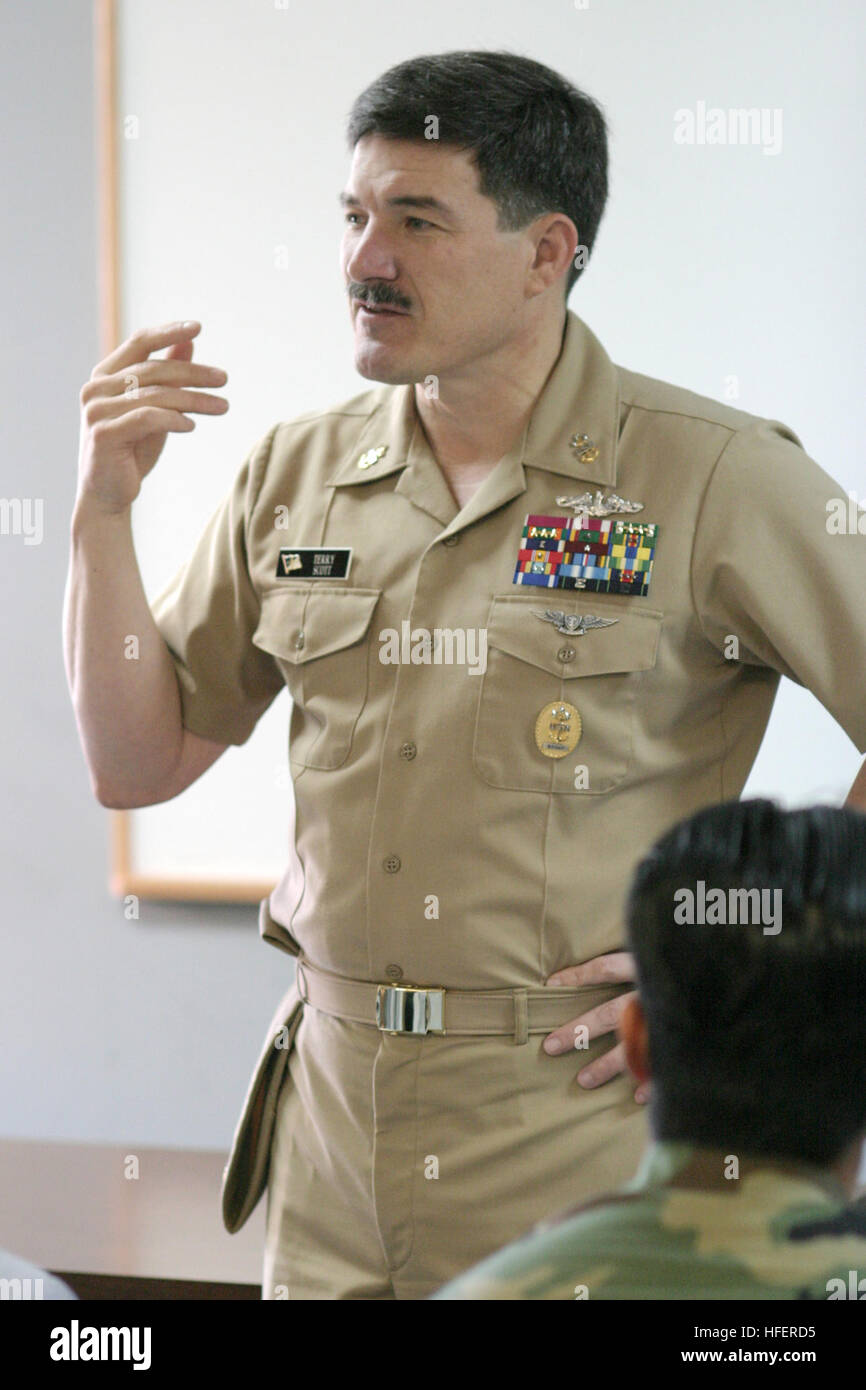 031118-N-3228G-003 Pearl Harbor, Hawaii (Nov. 18, 2003) -- Master Chief ...