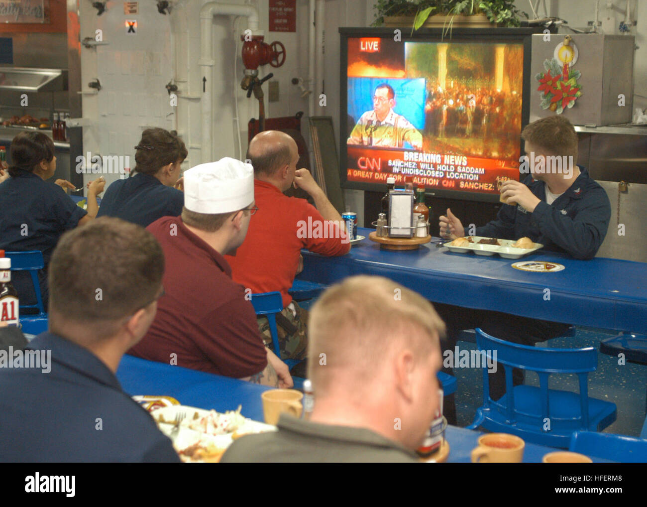 Saddam hussein capture 2003 hi-res stock photography and images - Alamy