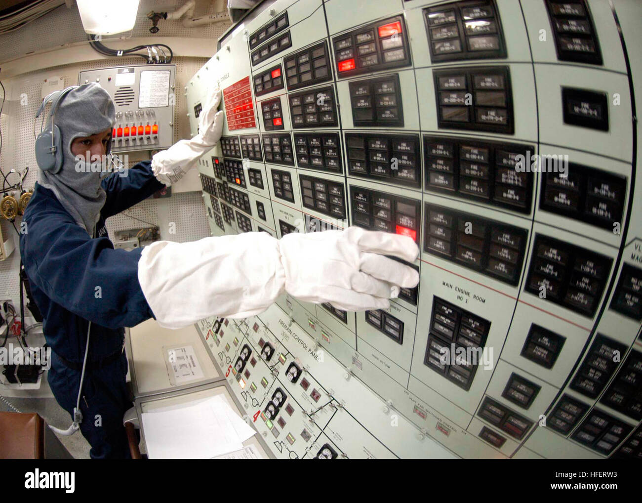 Damage control console hi-res stock photography and images - Alamy