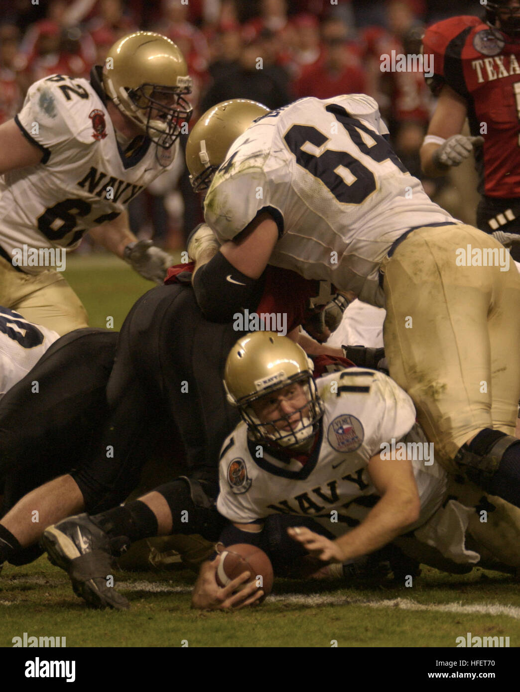 031230-N-9693M-014 Houston, Texas (Dec. 30, 2003) -- Navy quarterback ...