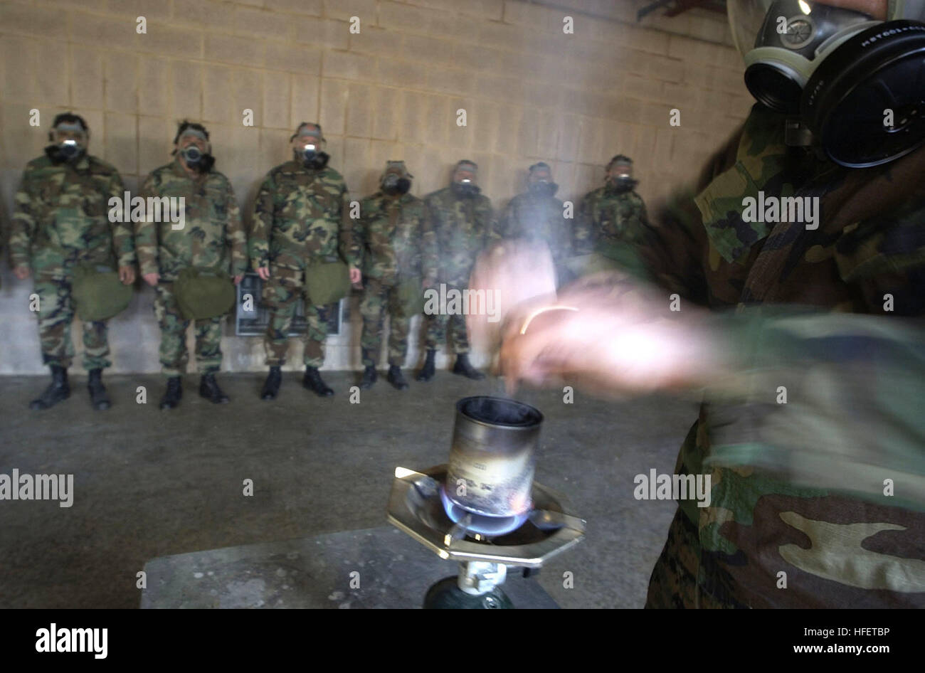 010110-N-6157F-022 Quantico, Va. (Jan. 10, 2004) Ð Marine Gysgt. Victor ...