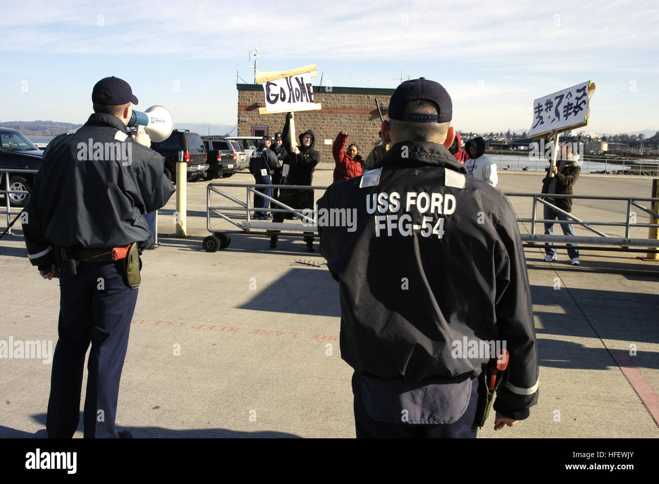 040310-N-6477M-030 Naval Station Everett, Wash. (Mar. 10, 2004 ...