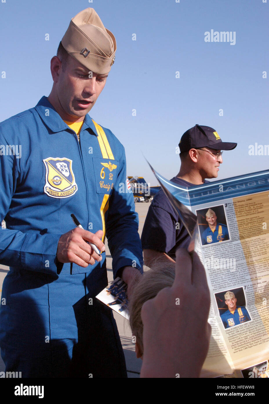 040320-N-6060O-378 Naval Air Station Lemoore, Calif. (Mar. 20, 2004) Ð ...