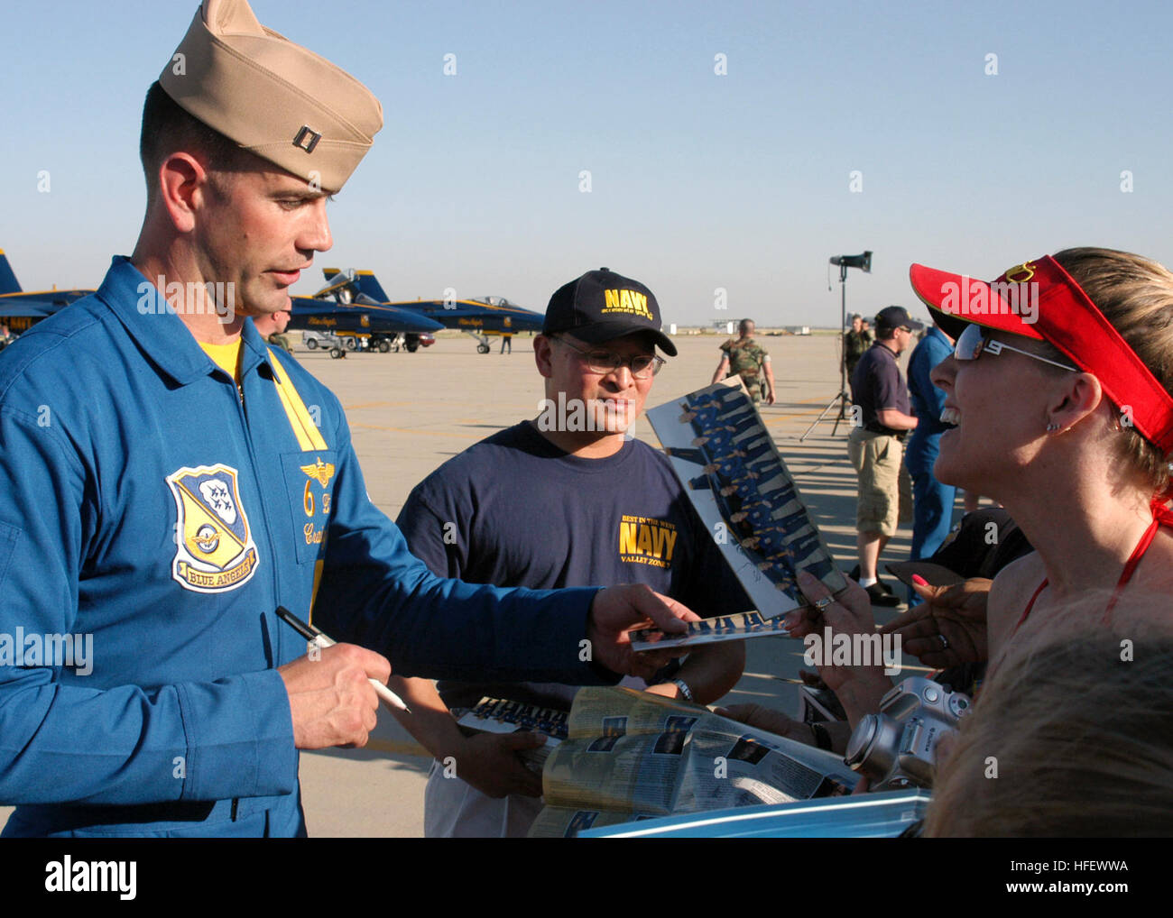 040320-N-6060O-379 Naval Air Station Lemoore, Calif. (Mar. 20, 2004) Ð ...