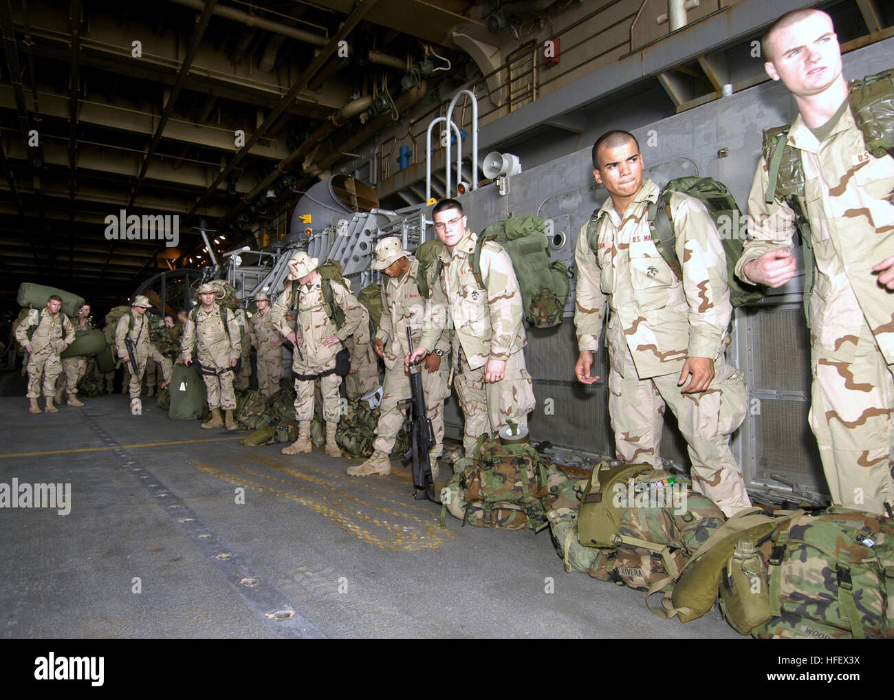 040328-N-8053S-044 Arabian Gulf (Mar. 27, 2004) Ð U.S. Marines assigned ...