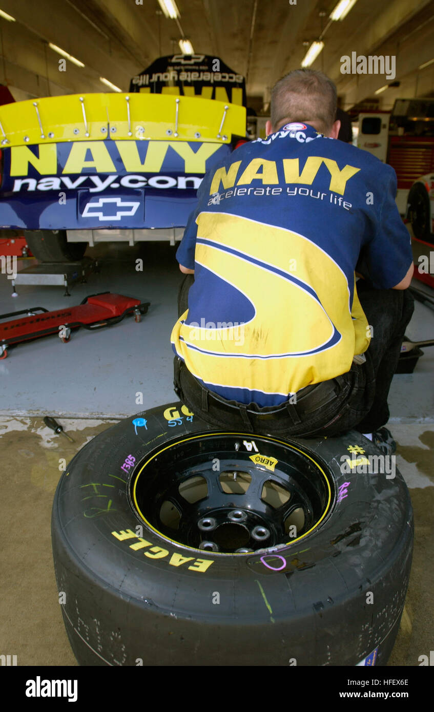 040401-N-5862D-044 Ft. Worth, Texas (April 1, 2004) - Dwayne Doucette ...