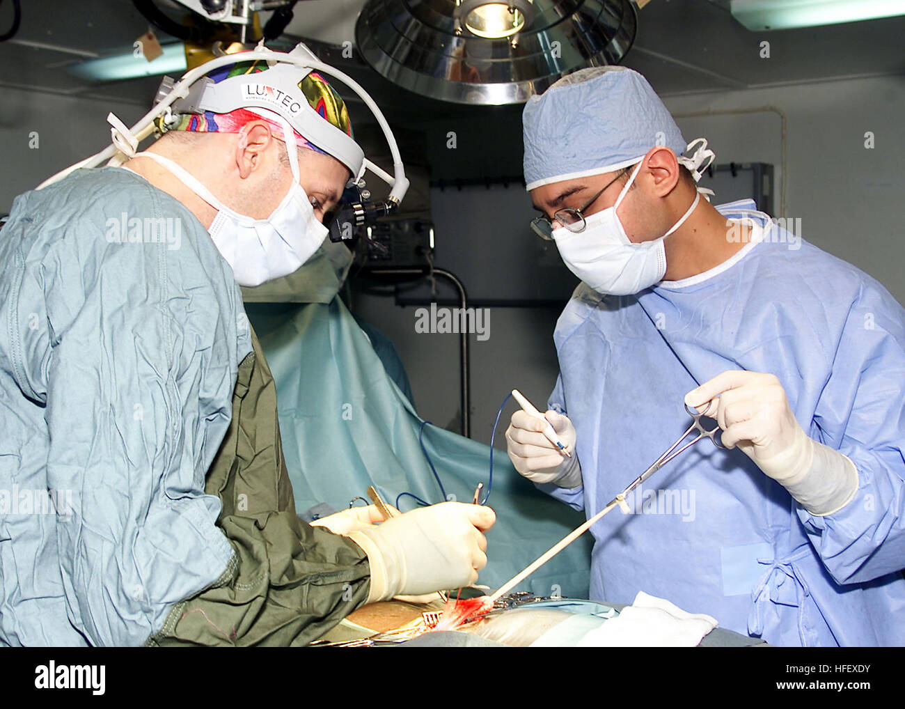 Hernia repair operation hi-res stock photography and images - Alamy