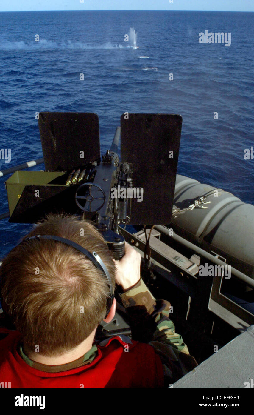 Shipboard machine gun readiness exercise hi-res stock photography and ...