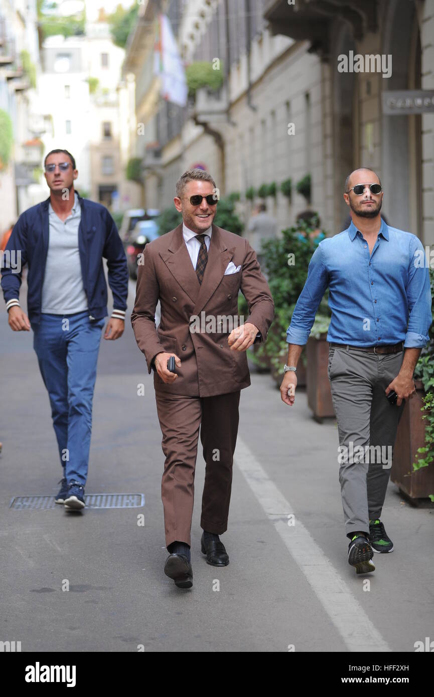 Lapo Elkann downtown going to his shop, Italian Independent, in via ...