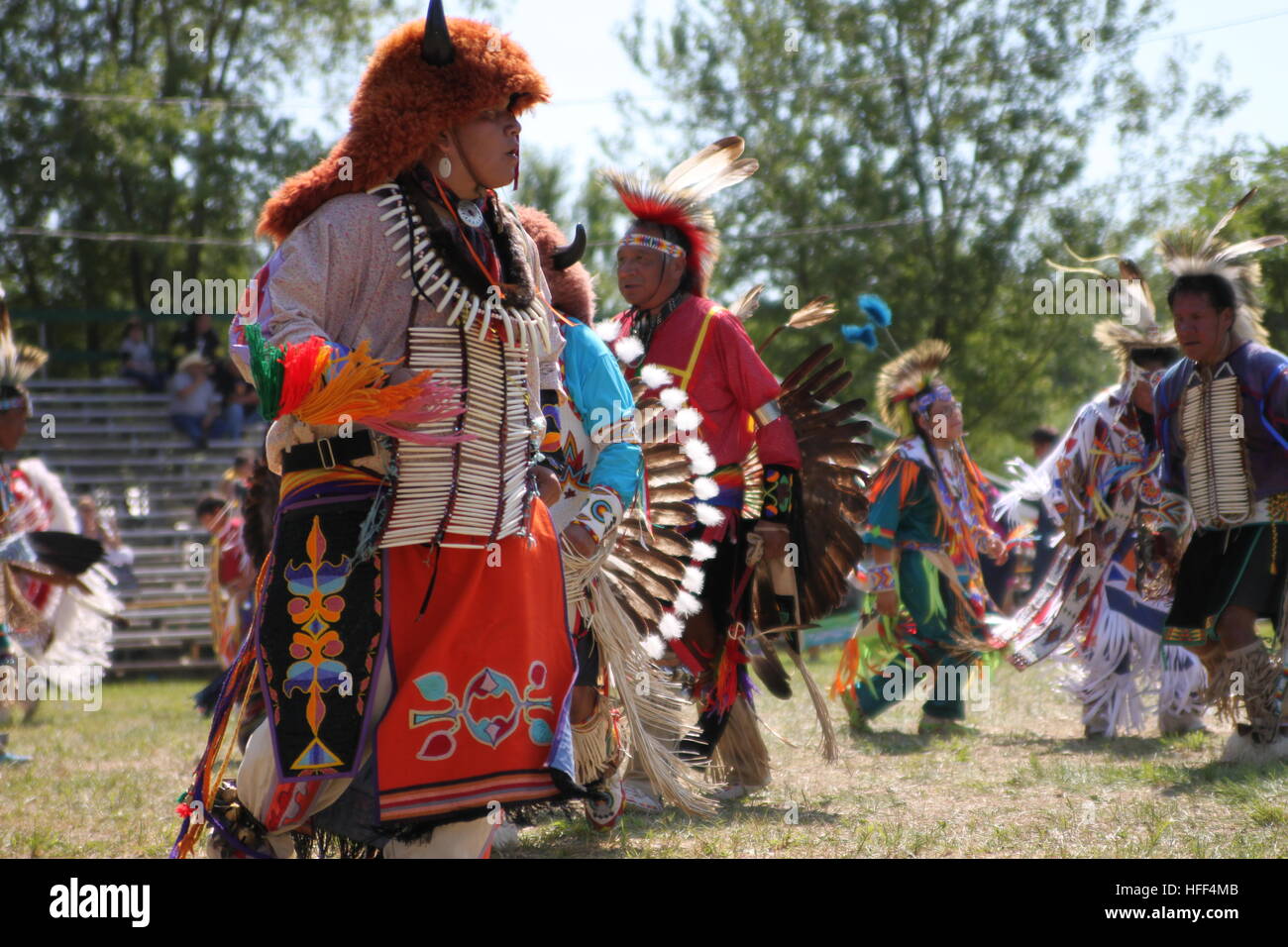 American indian buffalo dance hi-res stock photography and images - Alamy