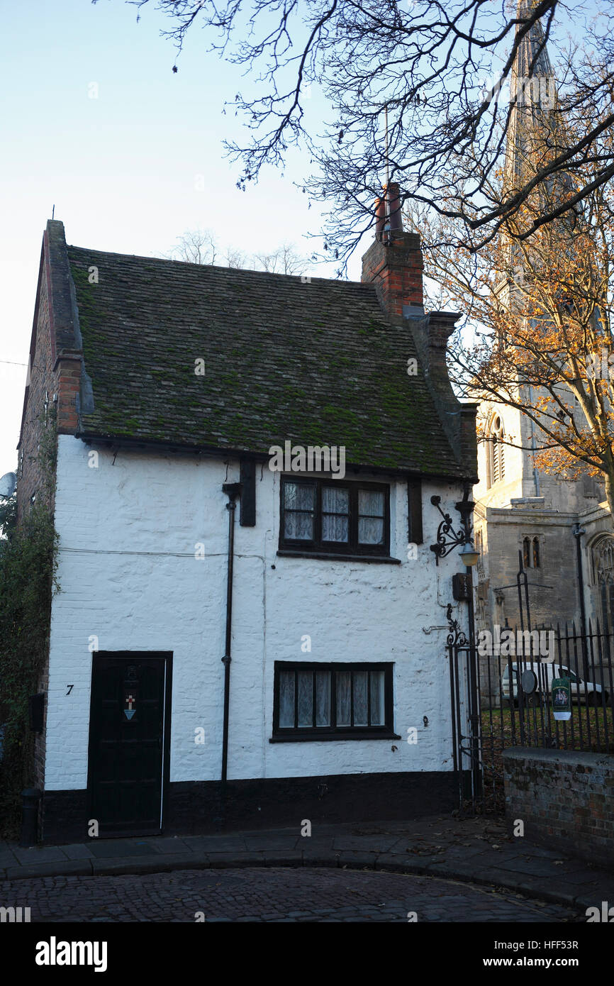 Haunted house ghost england hi-res stock photography and images - Alamy