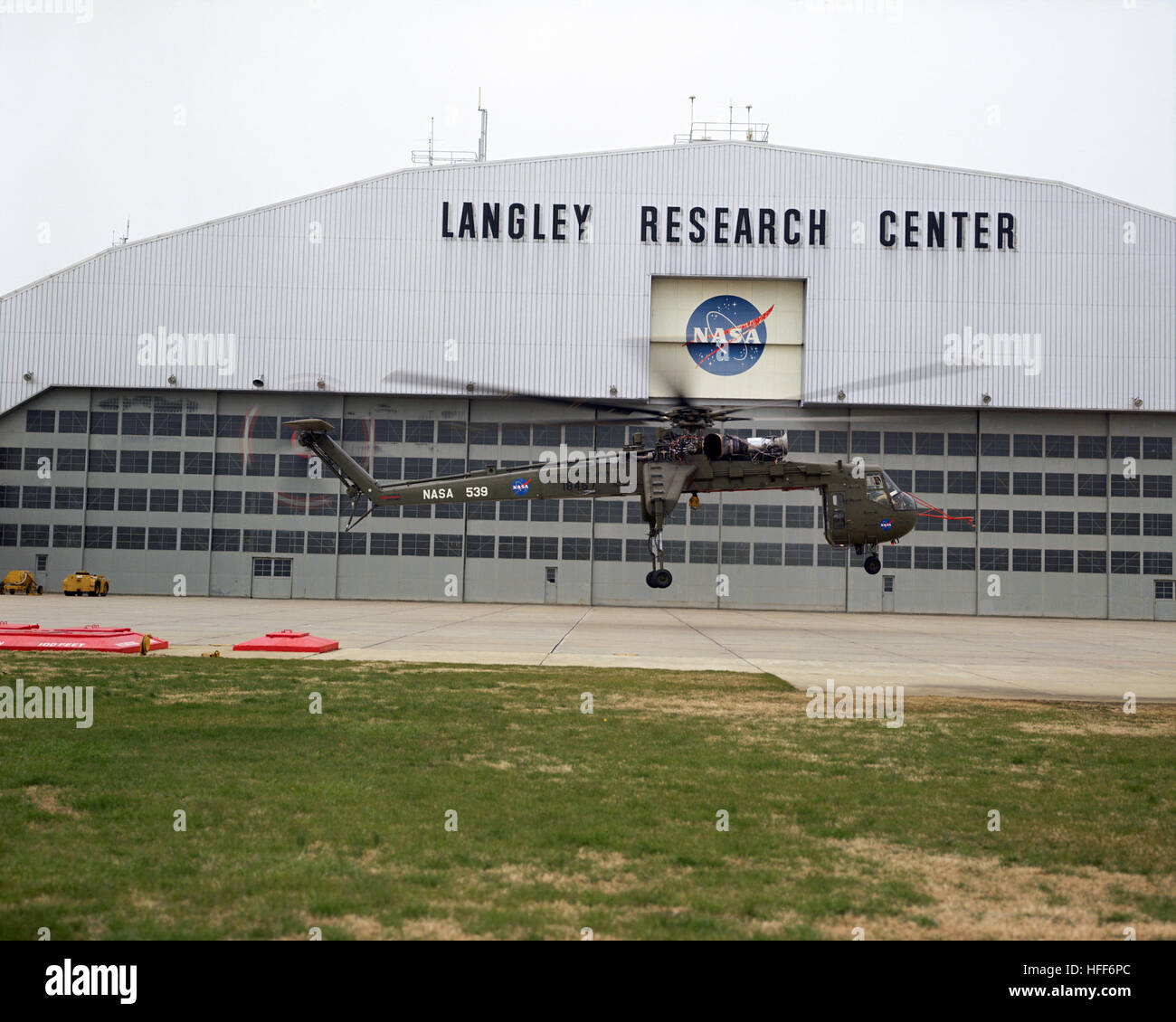 The Skycrane helicopter is a heavy-lift aircraft used in various ...