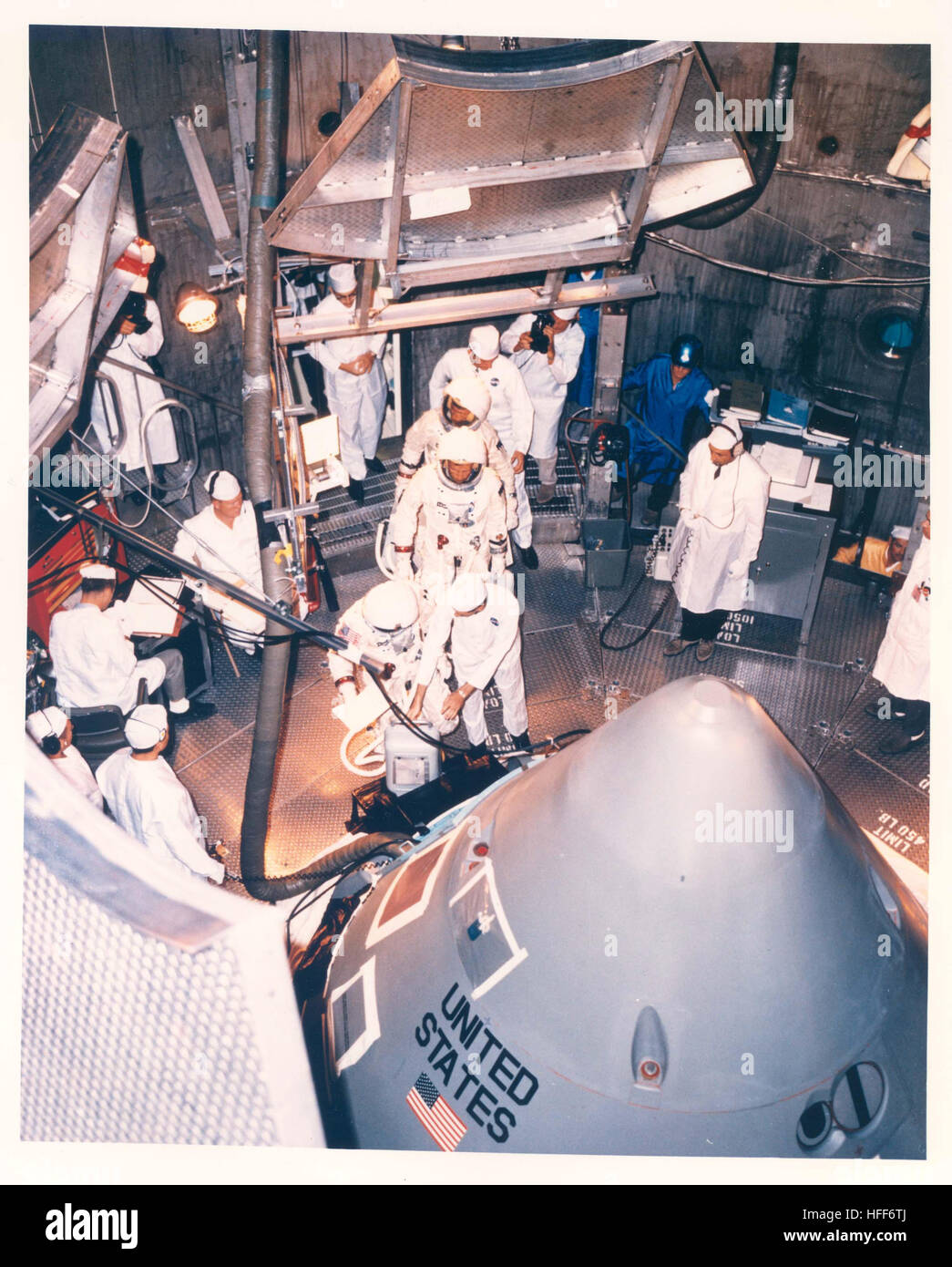 Astronauts training hi-res stock photography and images - Alamy