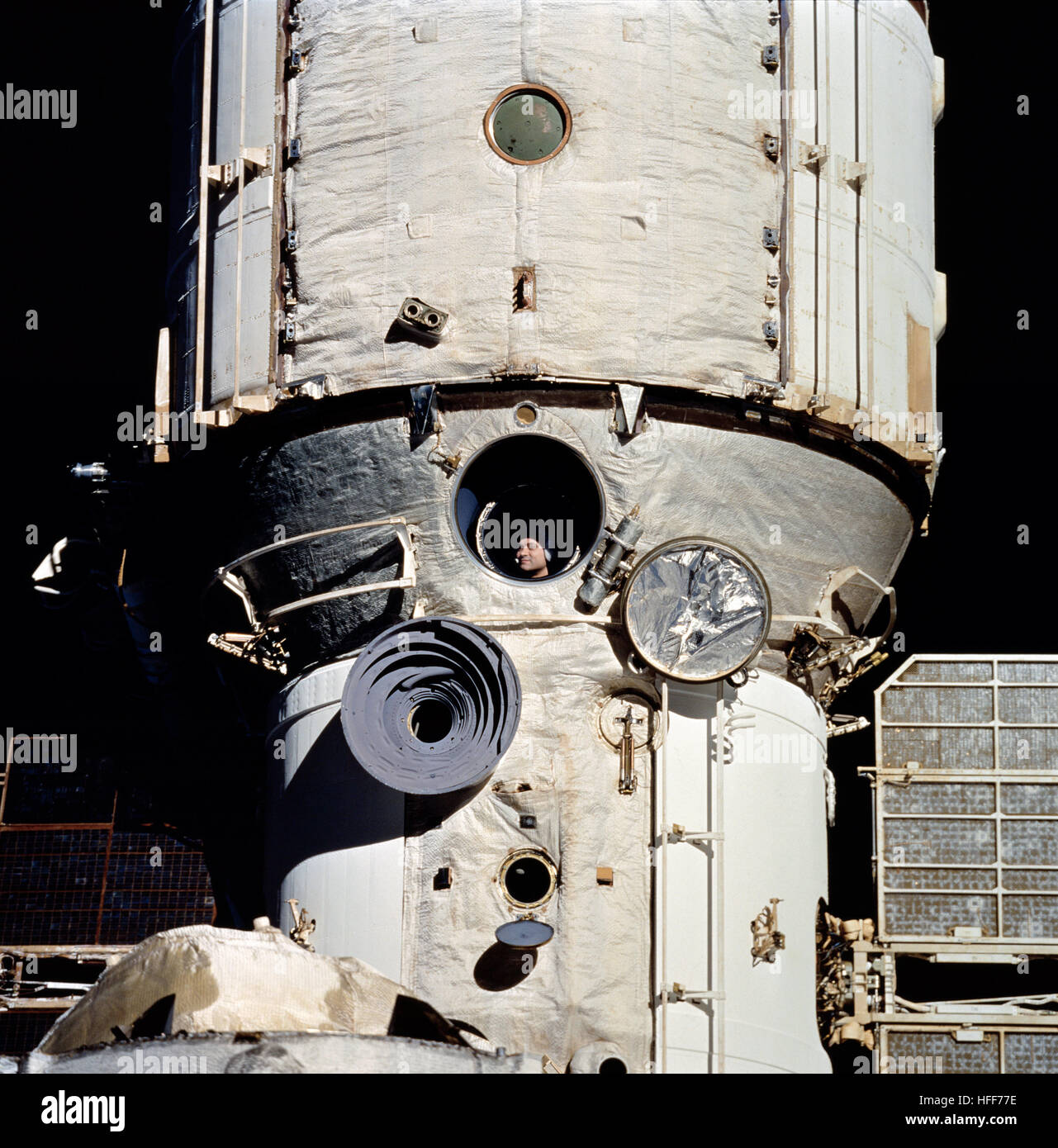 Cosmonaut Valery Polyakov observed Space Shuttle Discovery's rendezvous ...