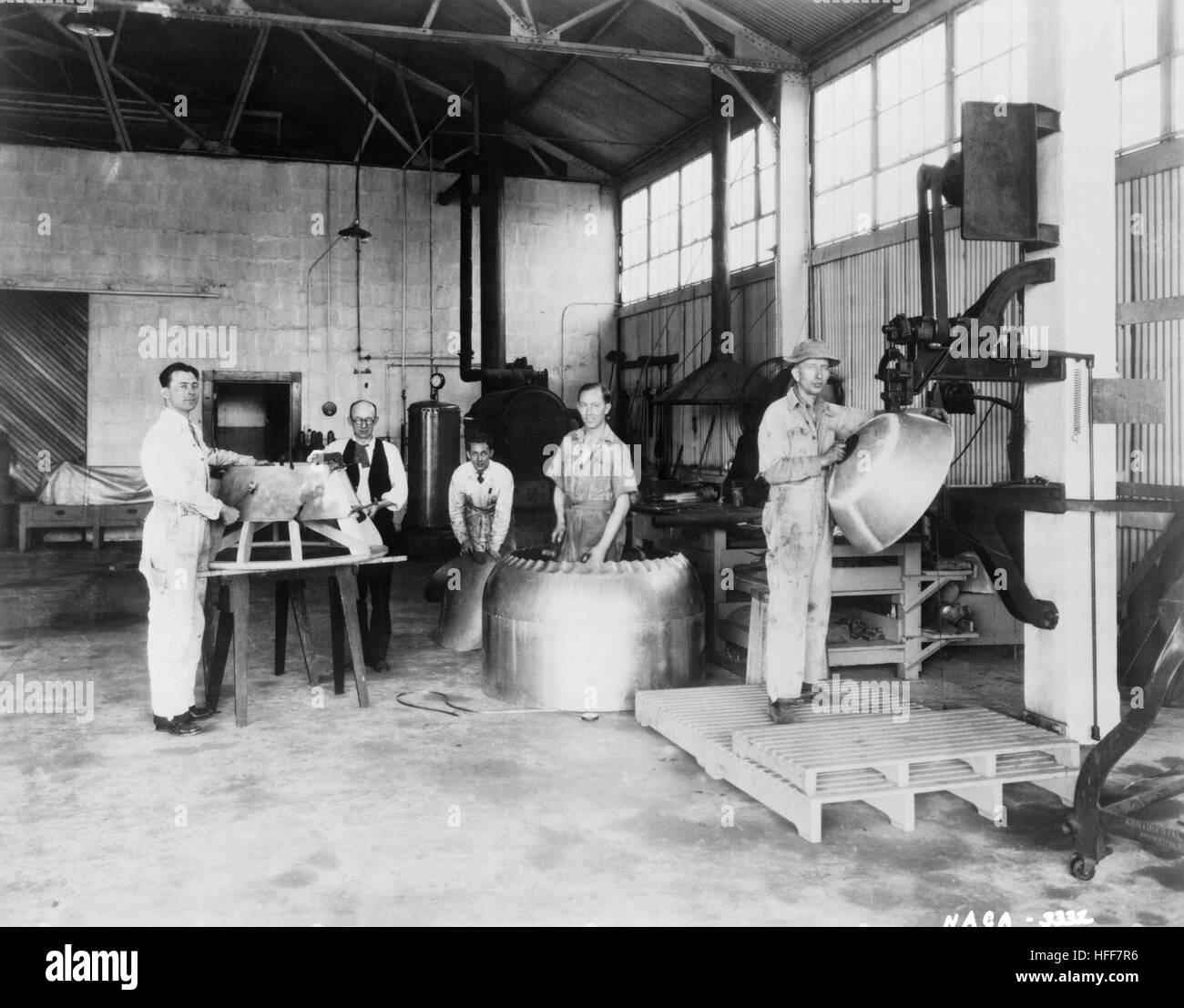 Photograph of a metalworking shop, reference 001392 Stock Photo - Alamy
