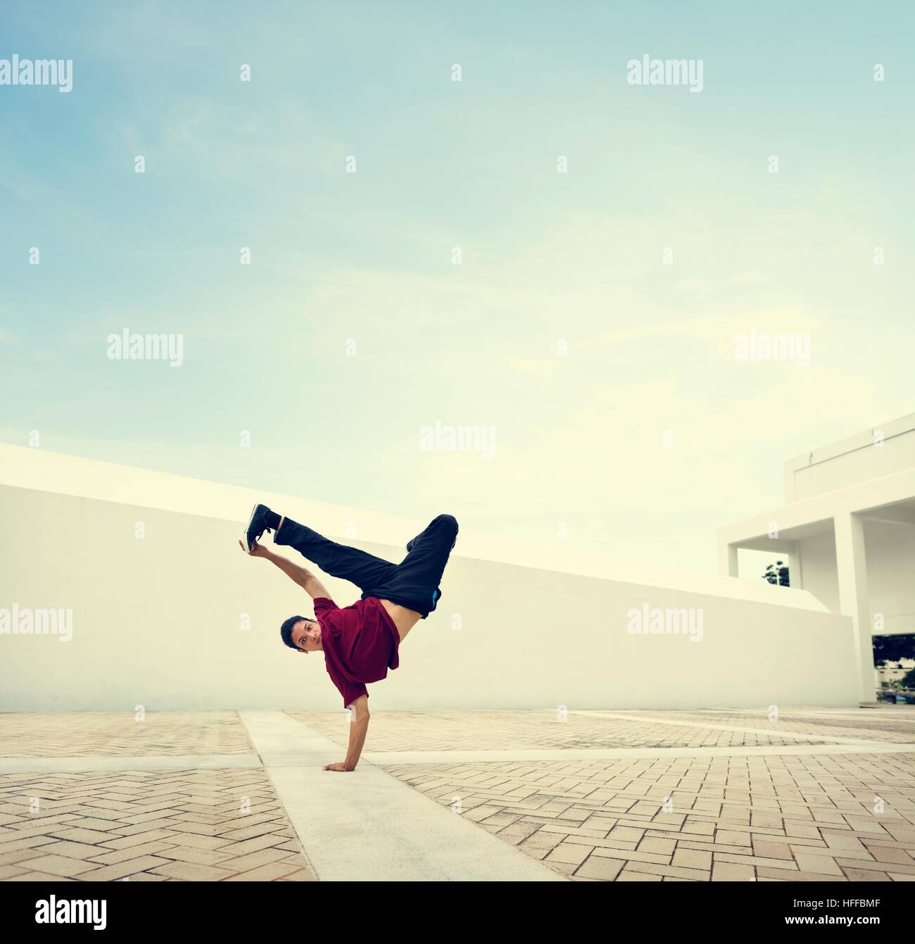 Breakdance Movement Teenagers Trendy Lifestyle Concept Stock Photo - Alamy