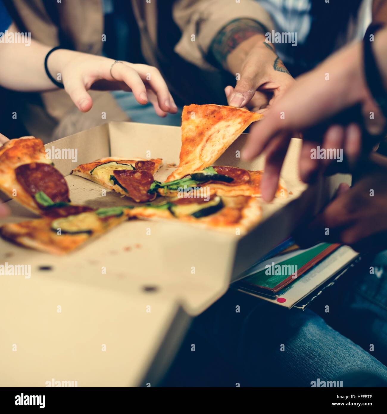 Friendship community hi-res stock photography and images - Alamy