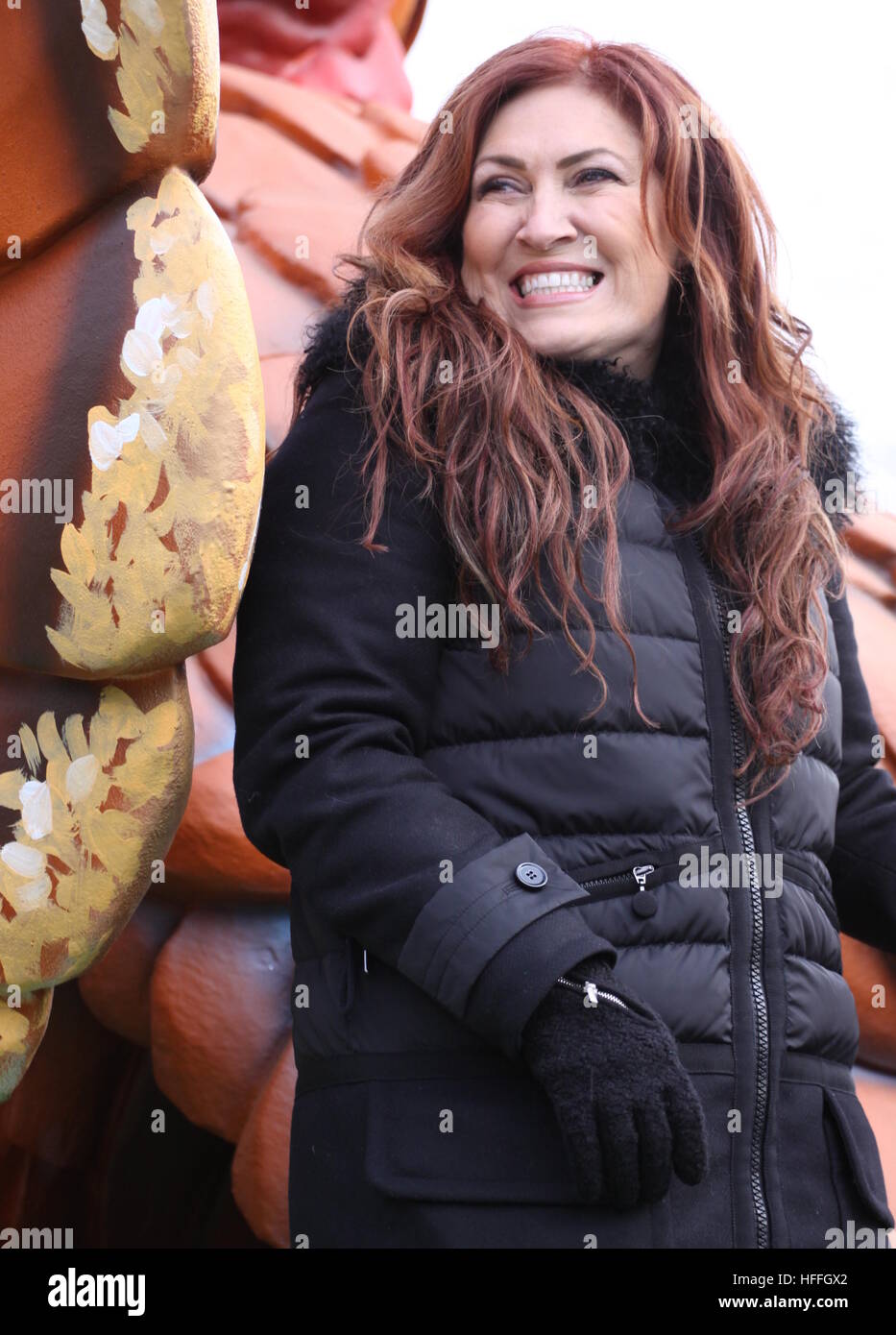 Country singer Jo Dee Messina performs live at the 2016 Thanksgiving ...