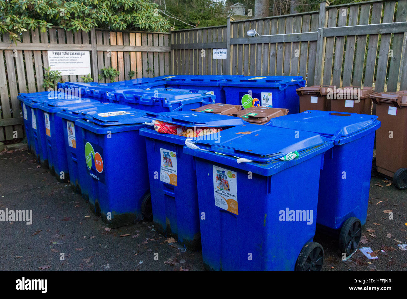 Waste containers hi-res stock photography and images - Alamy