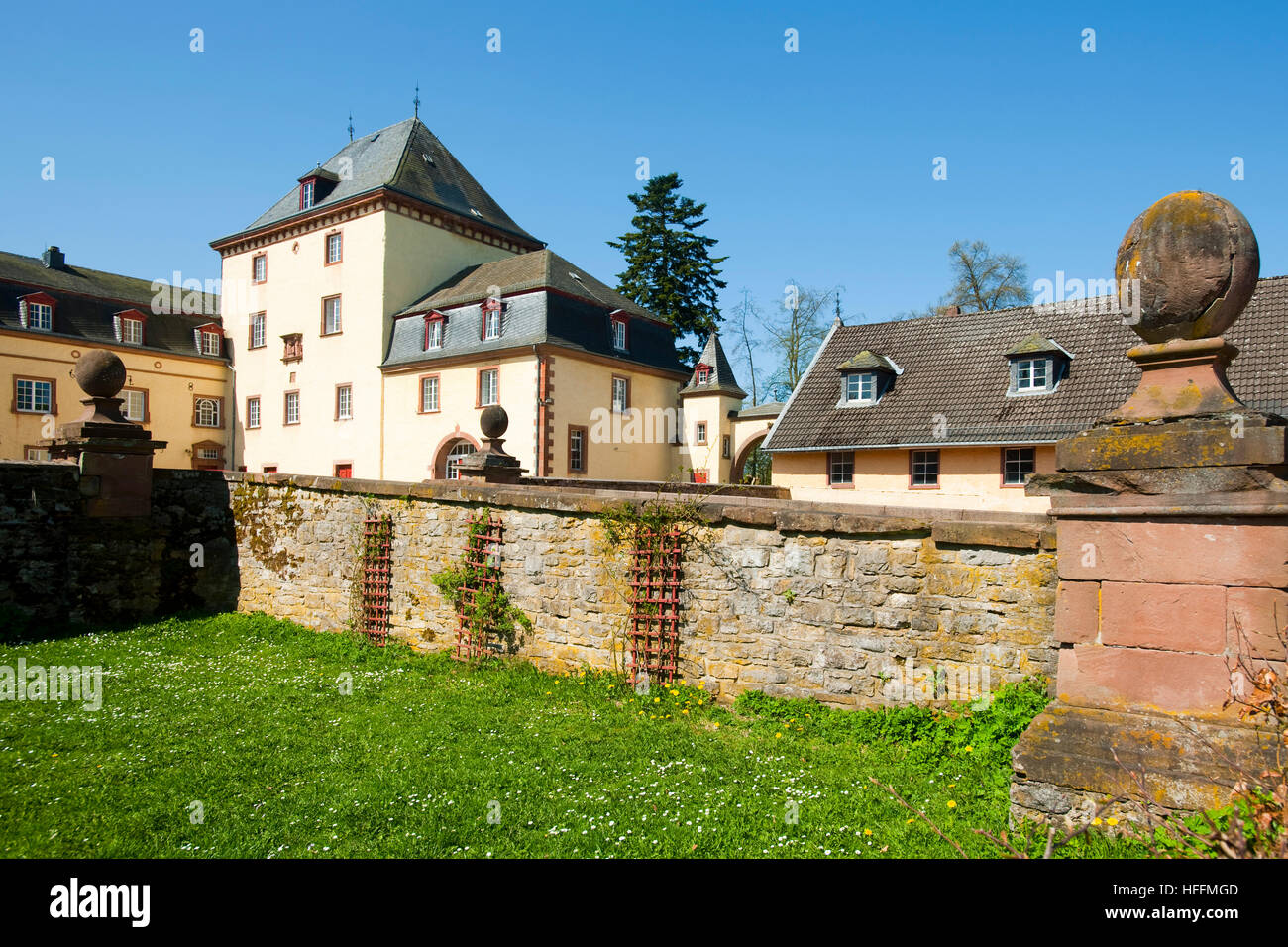 Schmidtheim castle hi-res stock photography and images - Alamy