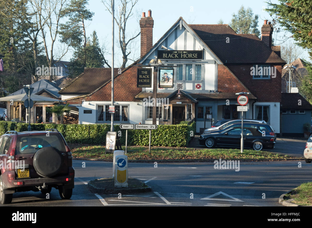 Black Horse Public House, Iver Heath Stock Photo - Alamy