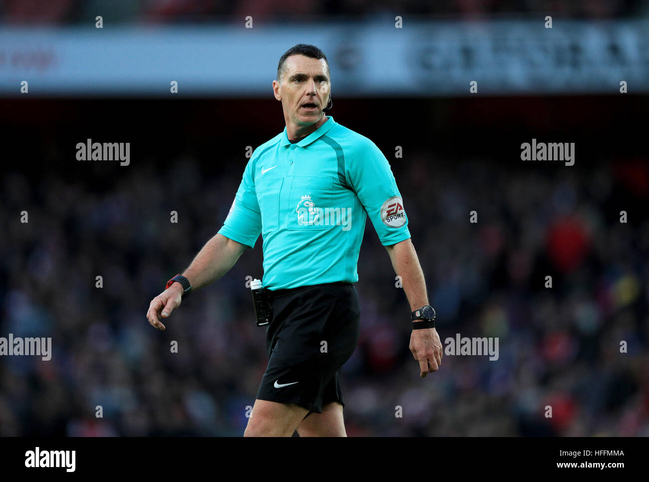 Neil Swarbrick, match referee Stock Photo - Alamy