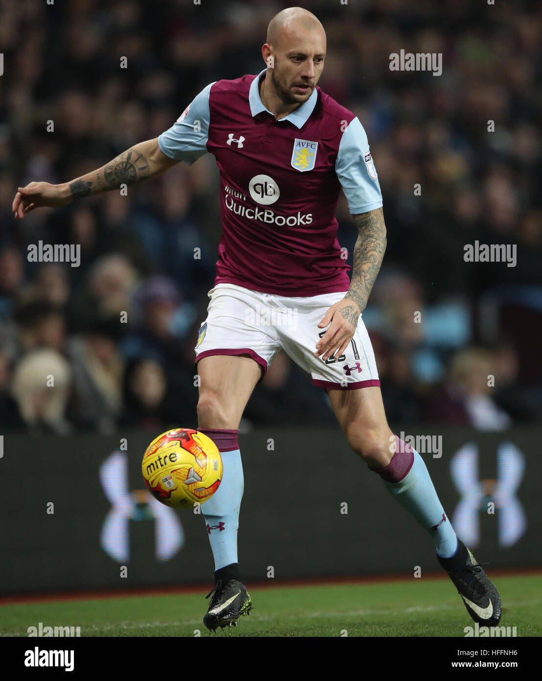 Aston Villa's Alan Hutton Stock Photo - Alamy