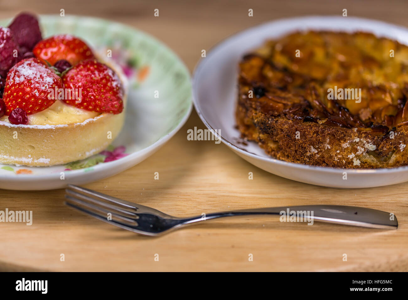 Two dishes hi-res stock photography and images - Alamy