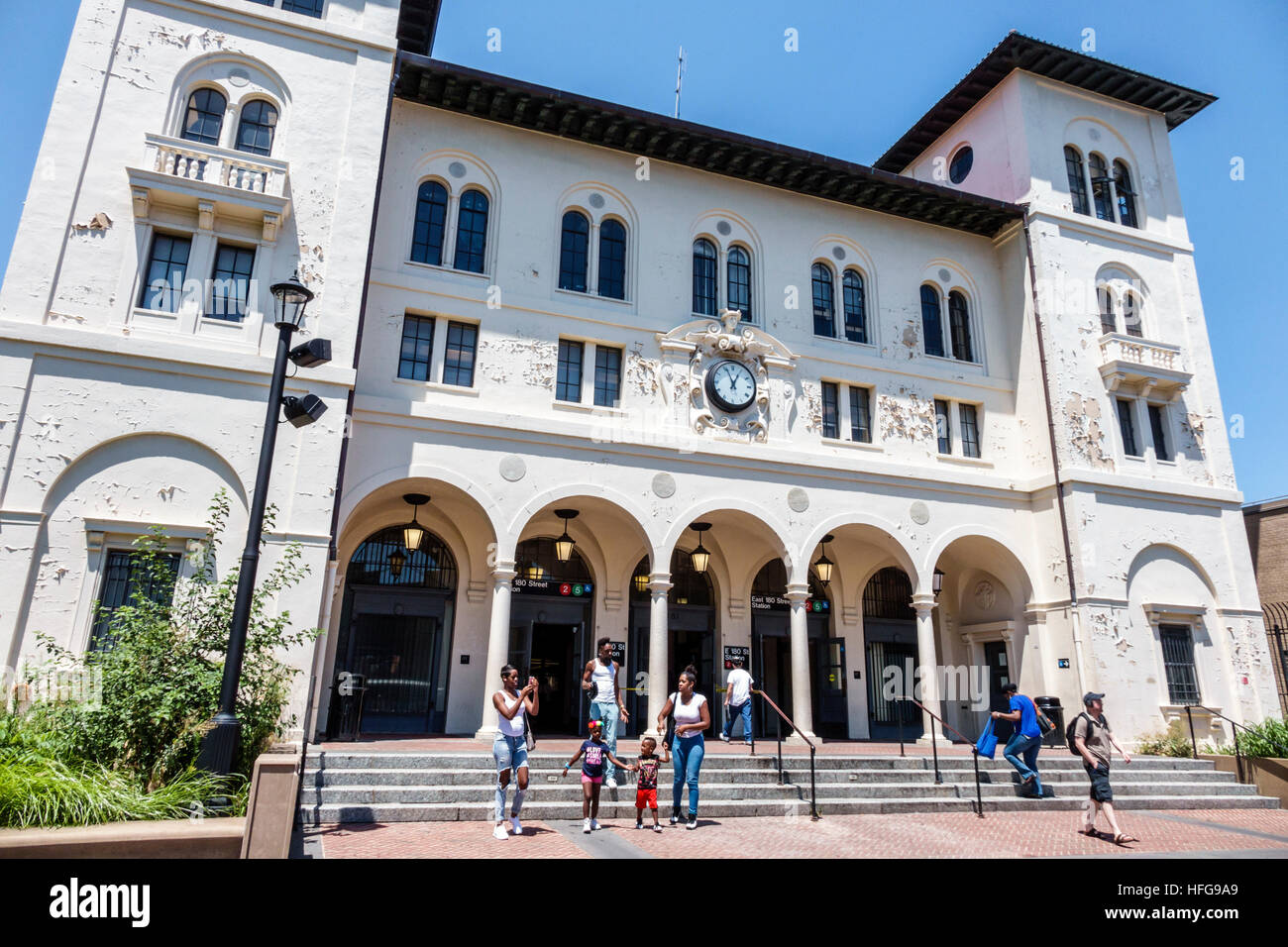 Parent staircase High Resolution Stock Photography and Images - Alamy
