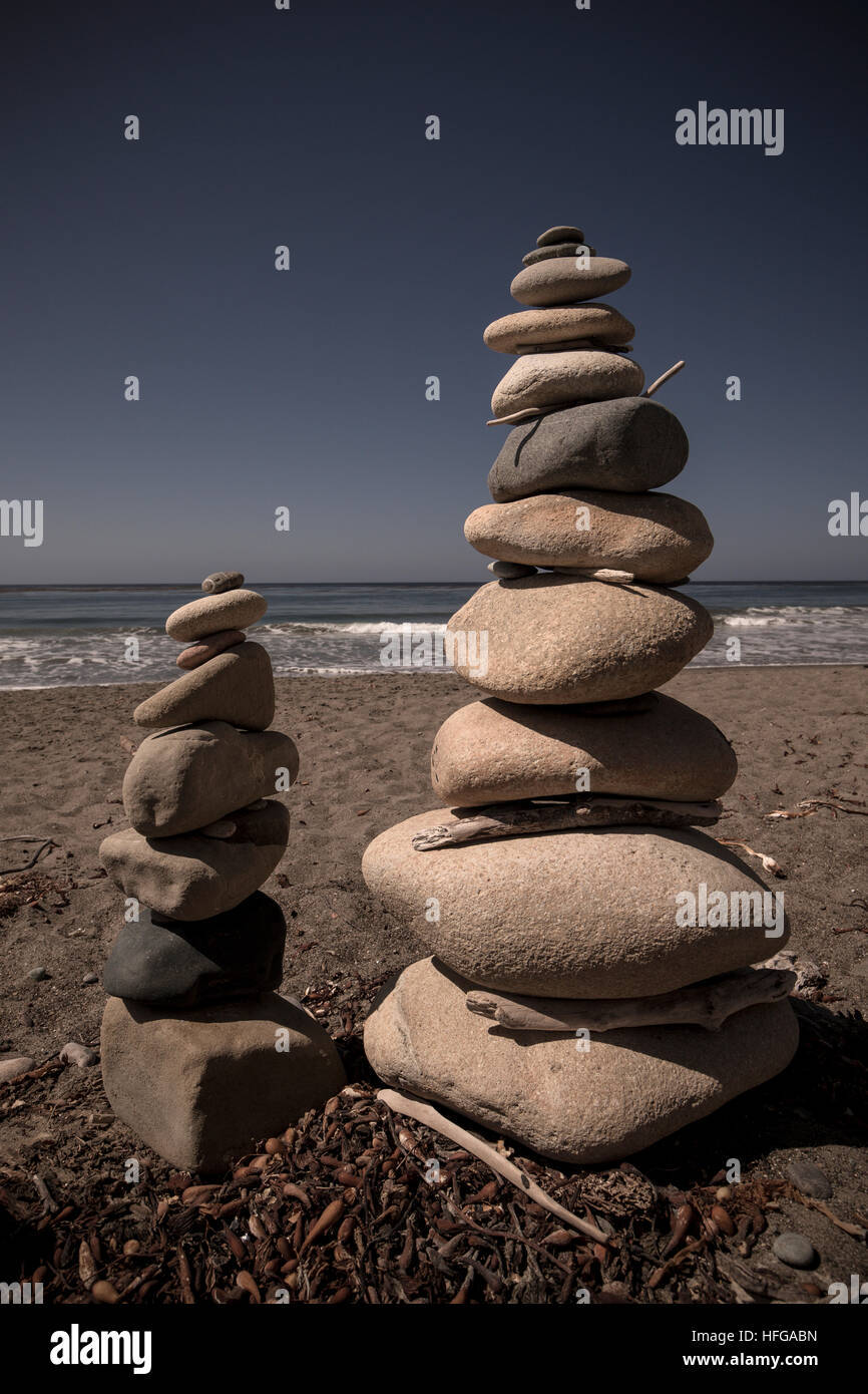 Piled pebbles hi-res stock photography and images - Alamy