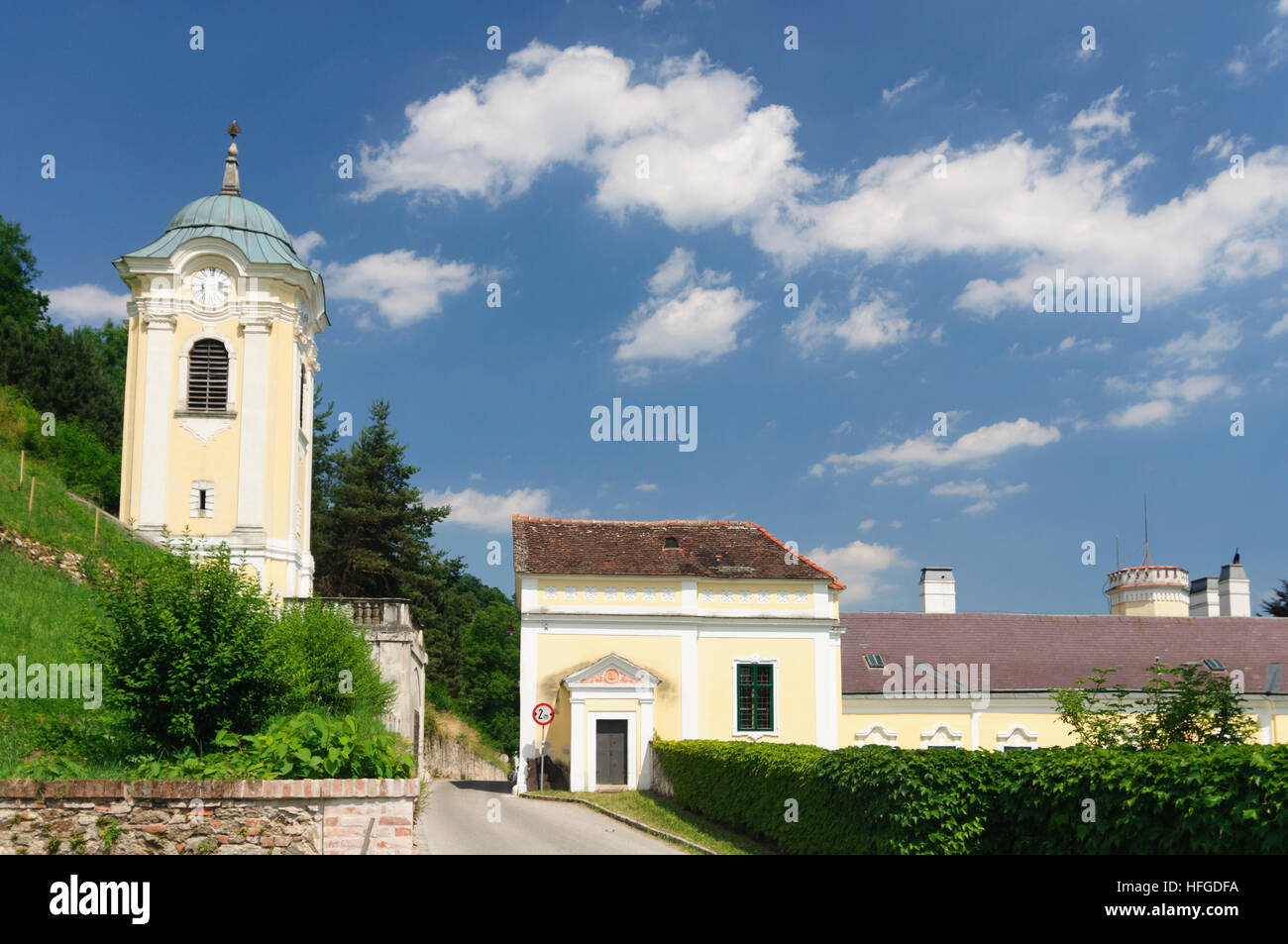 Bad Erlach: Linsberg Castle with castle tower, Wiener Alpen, Alps ...