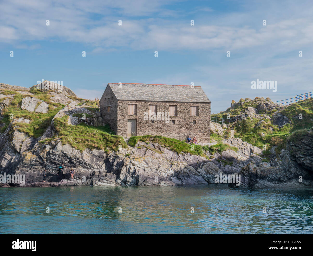The Net Loft at Polperro on the south coast of Cornwall Stock Photo - Alamy