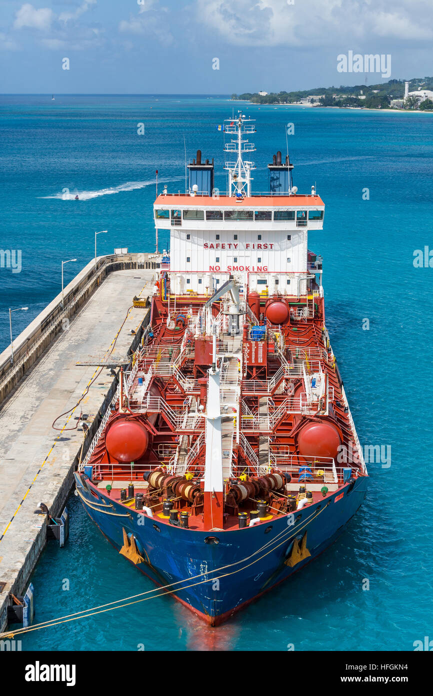 Tank ship hi-res stock photography and images - Alamy