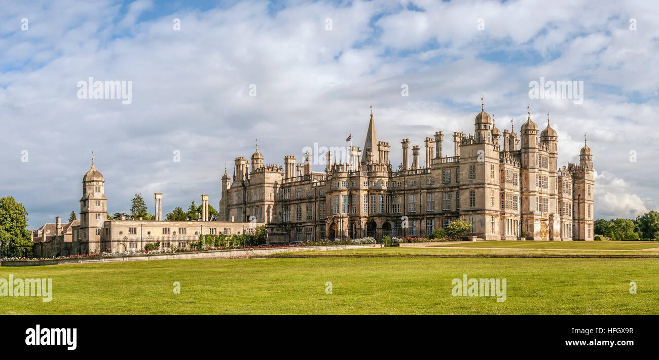 16th century house england hi-res stock photography and images - Alamy