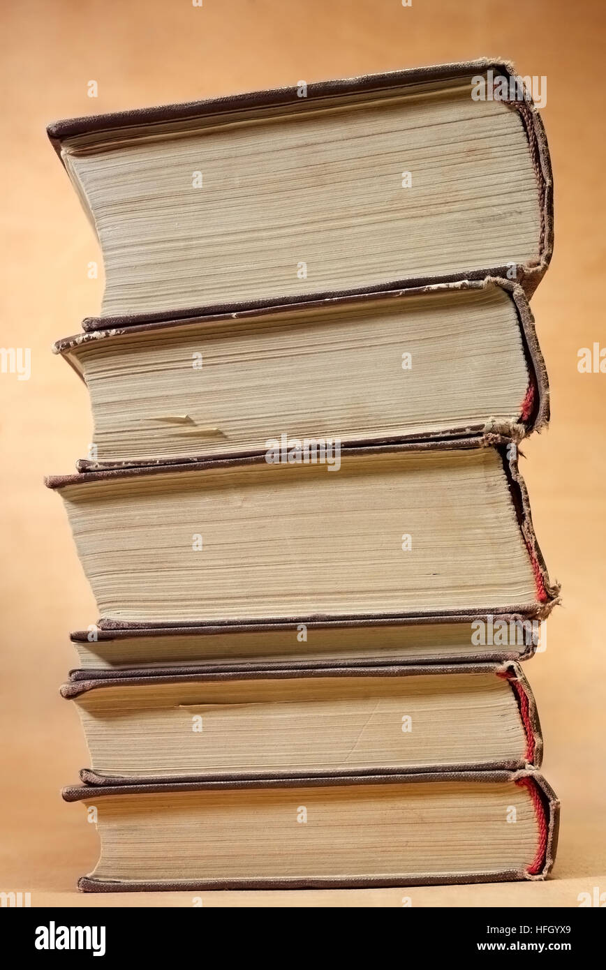 Stack reading material books hi-res stock photography and images - Alamy