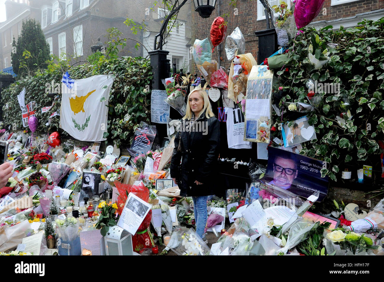 30/12/2016 London, UK. George Michael House Highgate Fans Visit Shrine ...