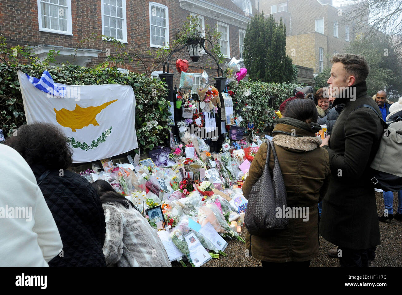 30/12/2016 London, UK. George Michael House Highgate Fans Visit Shrine ...