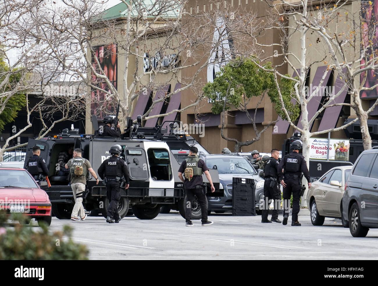 Armed Standoff Stock Photos & Armed Standoff Stock Images - Alamy