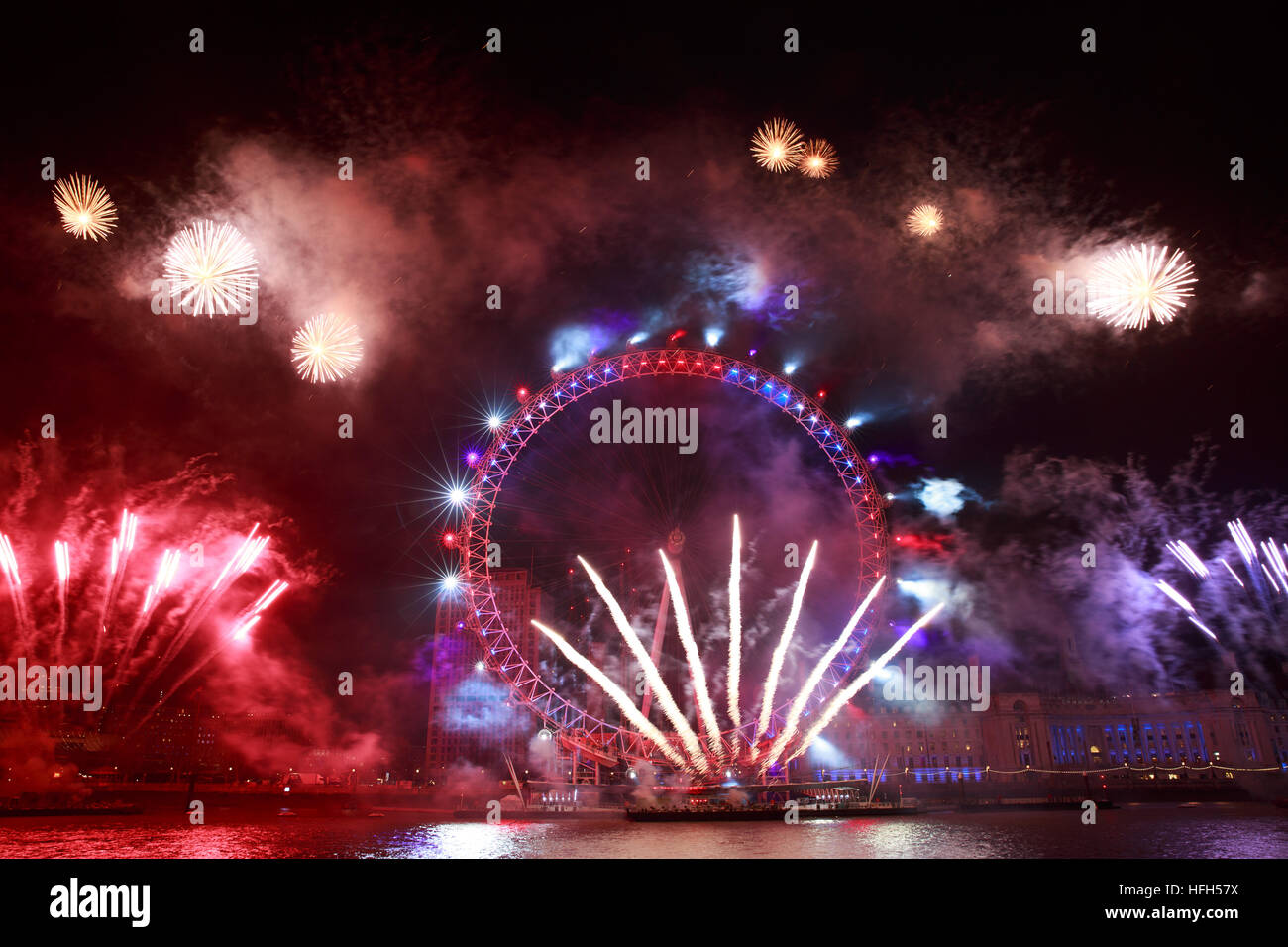 Annual london eye fireworks hi-res stock photography and images - Alamy
