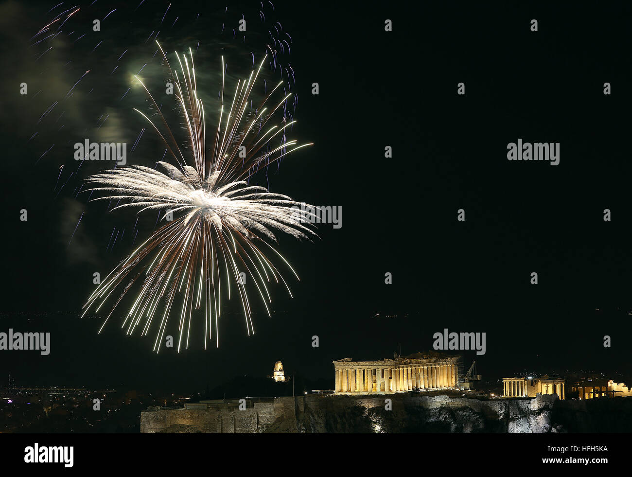 Athens, Greece. 1st Jan, 2017. Fireworks blaze above the Parthenon ...