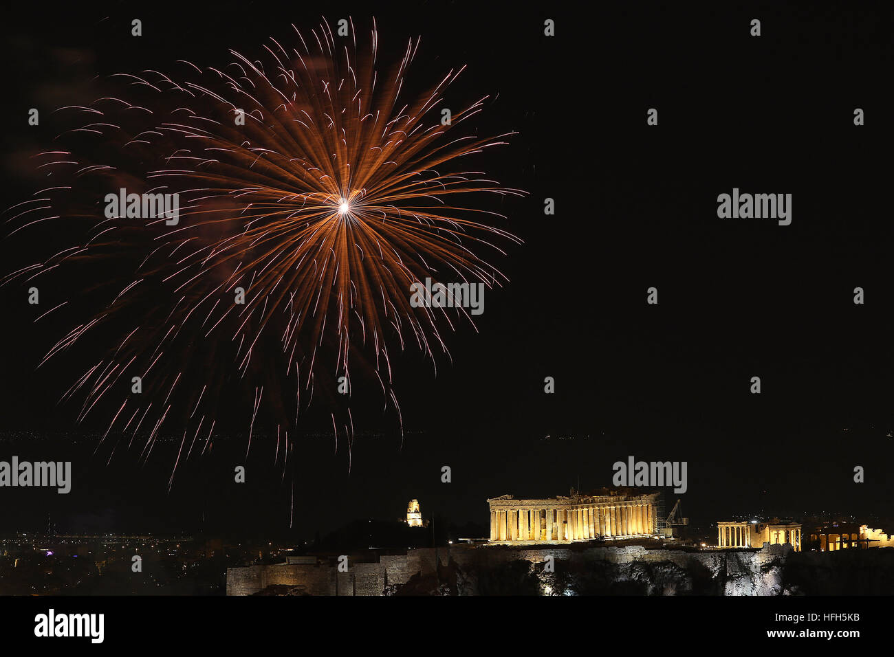 Athens, Greece. 1st Jan, 2017. Fireworks blaze above the Parthenon ...