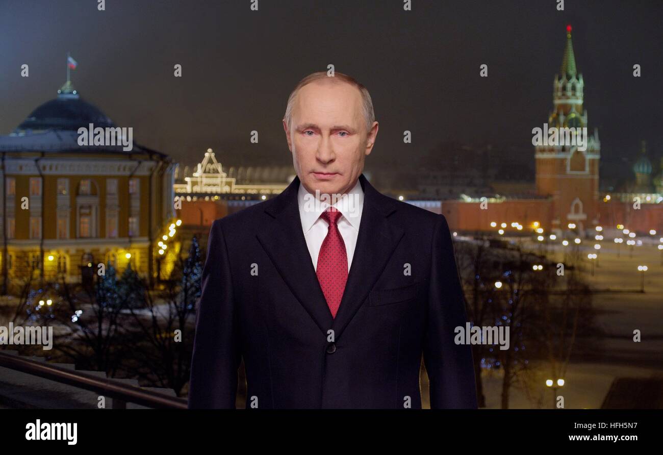 Moscow, Russia. 31st Dec, 2016. Russian President Vladimir Putin gives ...