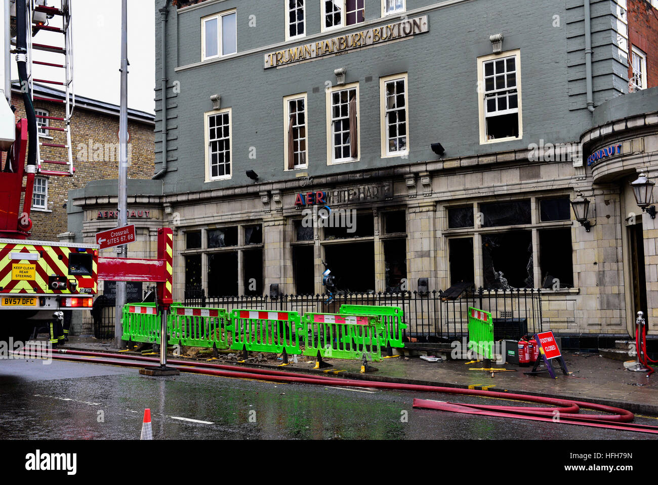 Acton high street london hi-res stock photography and images - Alamy