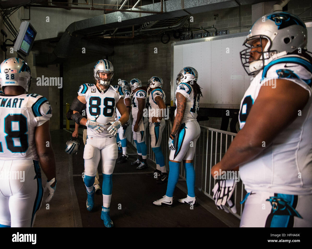 Florida, USA. 1st Jan, 2017.Carolina Panthers tight end Greg Olsen (88 ...