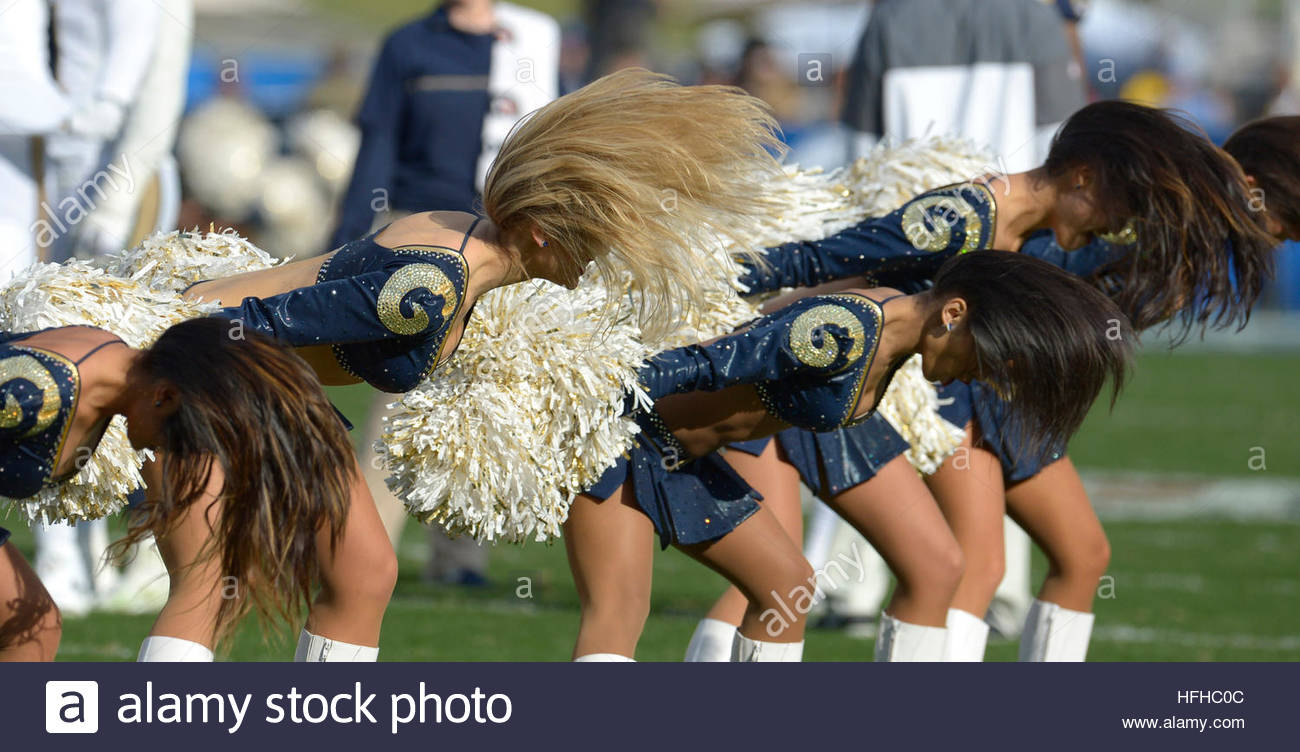 Los Angeles Rams Cheerleaders Stock Photos & Los Angeles Rams ...