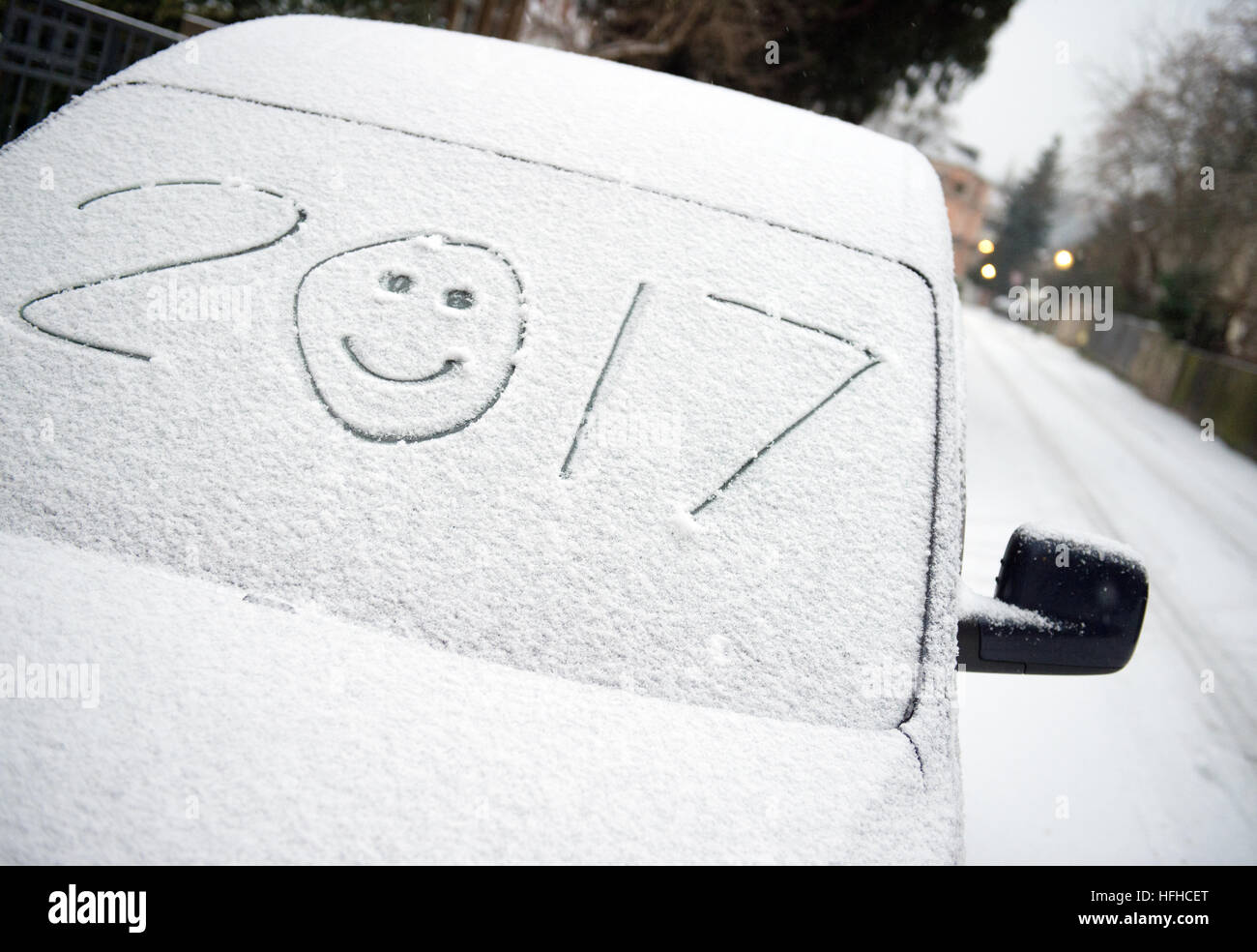Dresden, Germany. 02nd Jan, 2016. ILLUSTRATION - the New Year '2017 ...