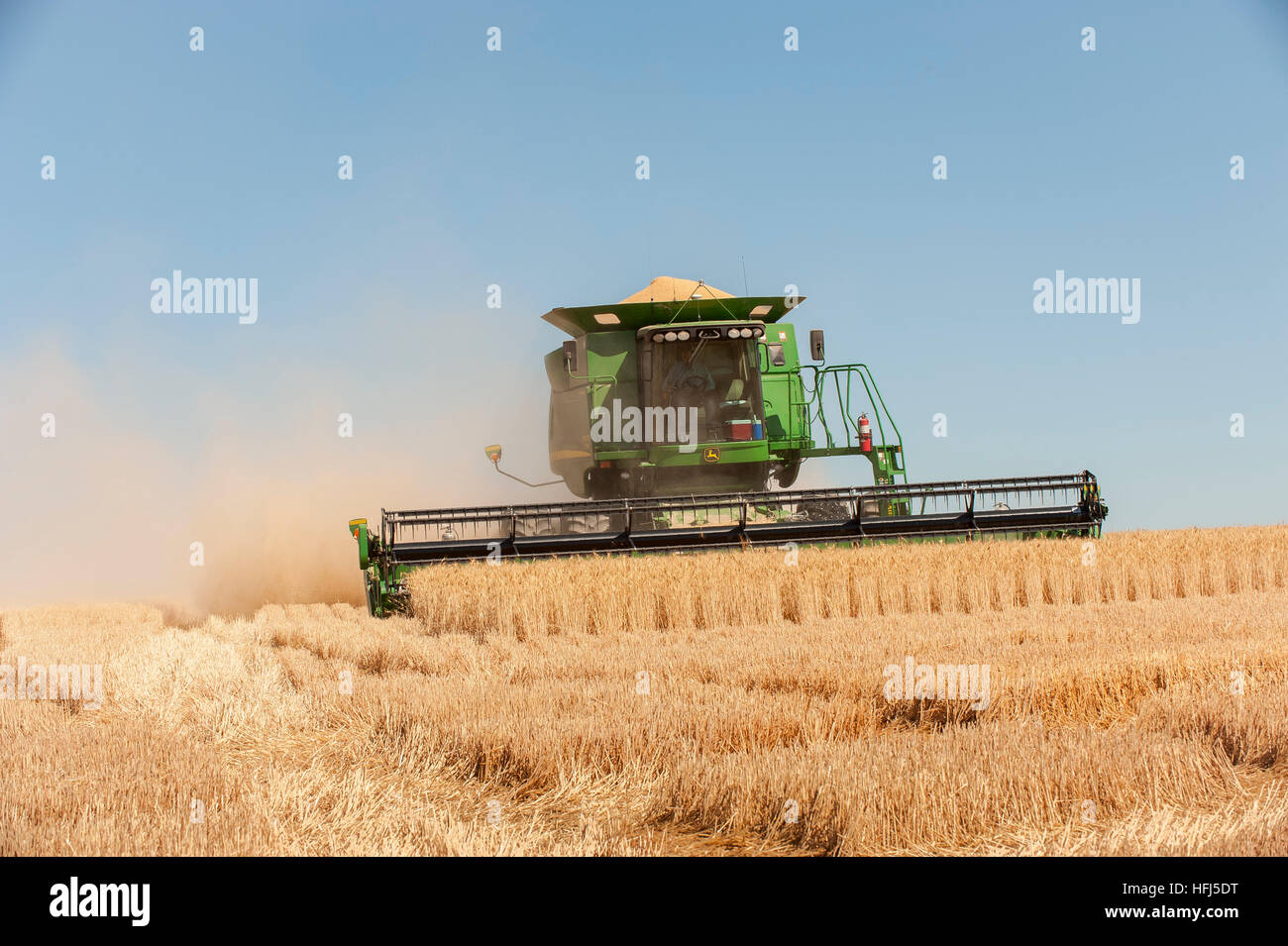 Modern farm equipment crops hi-res stock photography and images - Alamy