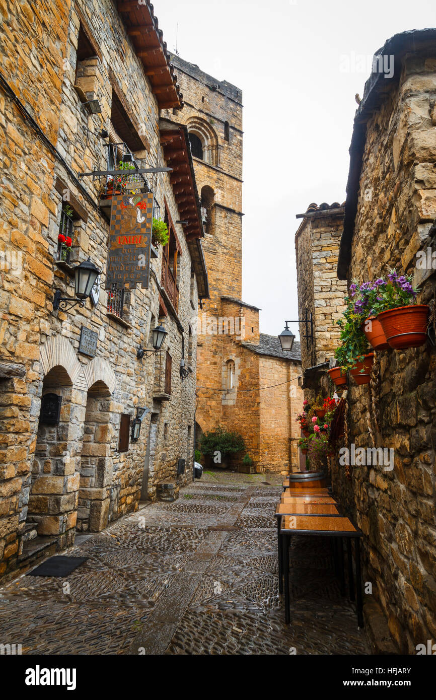 Old city street Stock Photo - Alamy