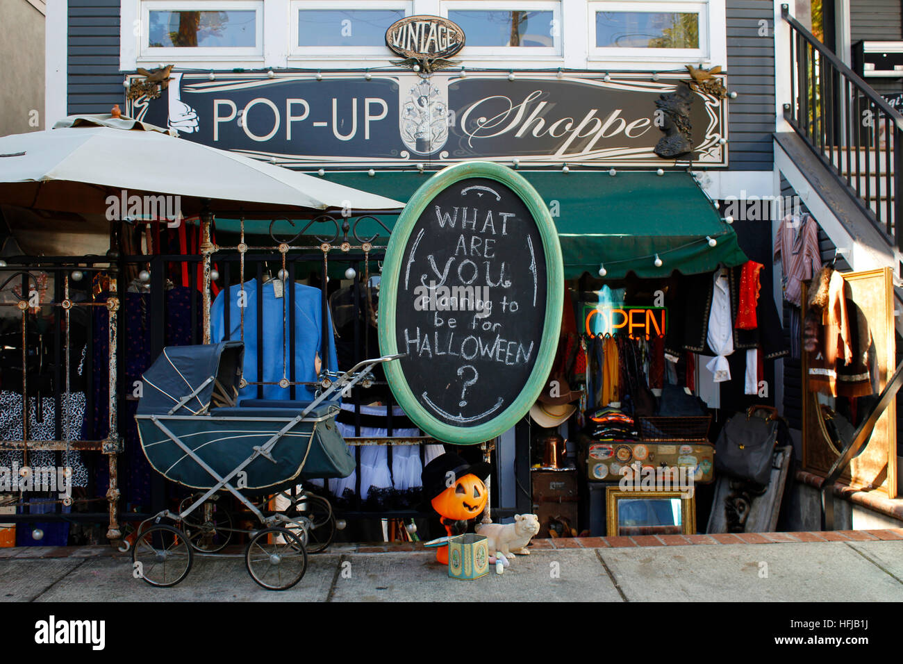 Halloween in Portland, Oregon Stock Photo - Alamy