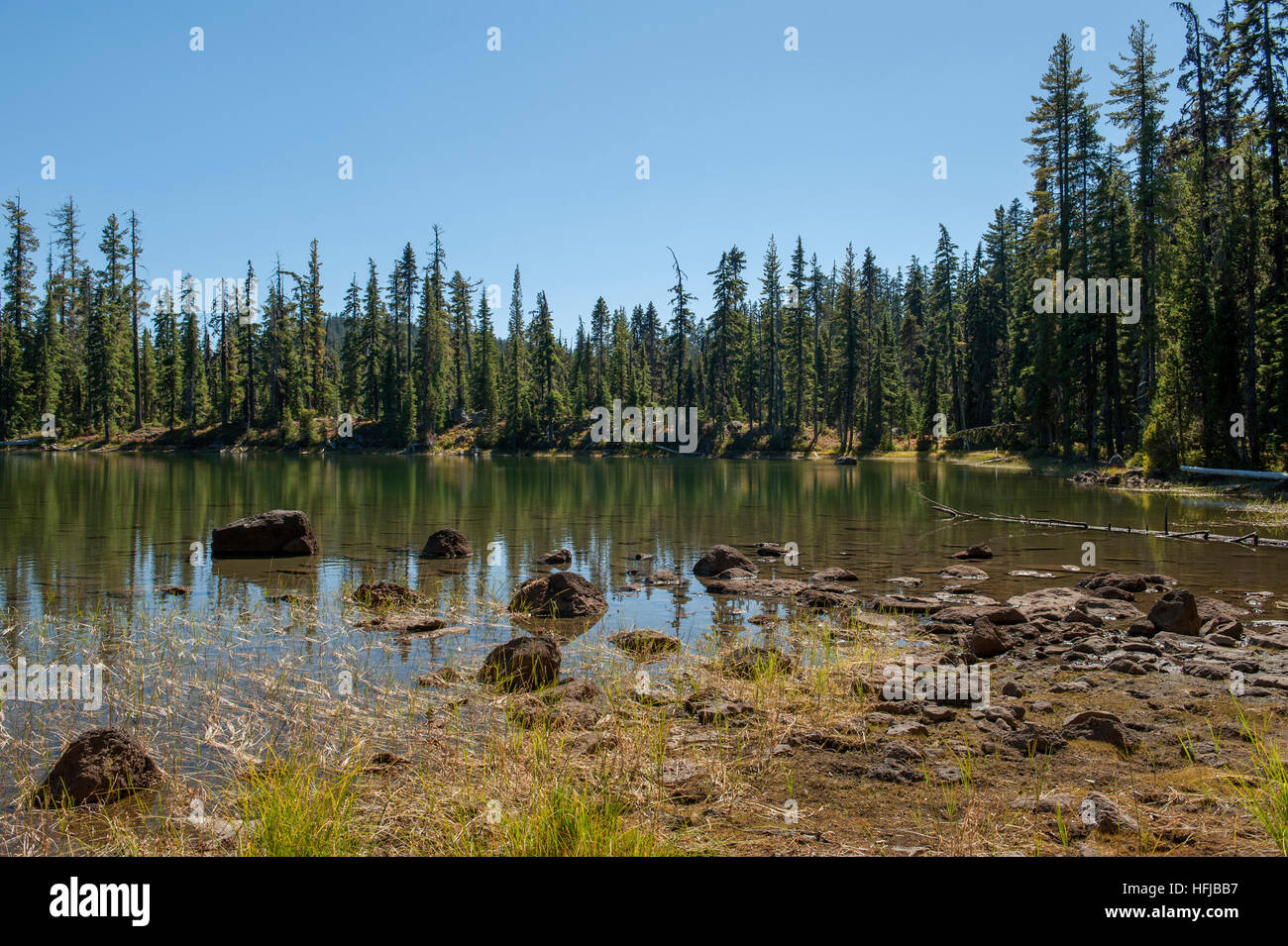 Sky lakes hi-res stock photography and images - Alamy